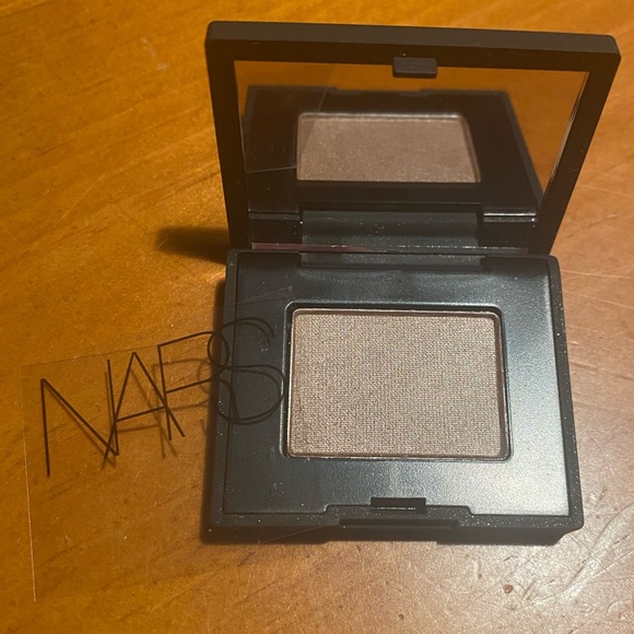 NARS | Makeup | Nars Eyeshadow Ashes To Ashes | Poshmark
